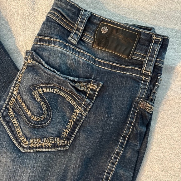 Silver Jeans | Jeans | Silver Jeans Blue Capri Denim | Poshmark